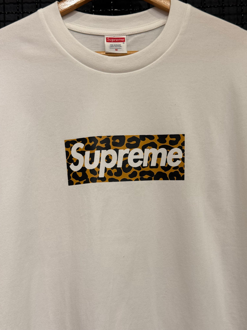 Camiseta SUPREME Leopard White - Pronta Entrega